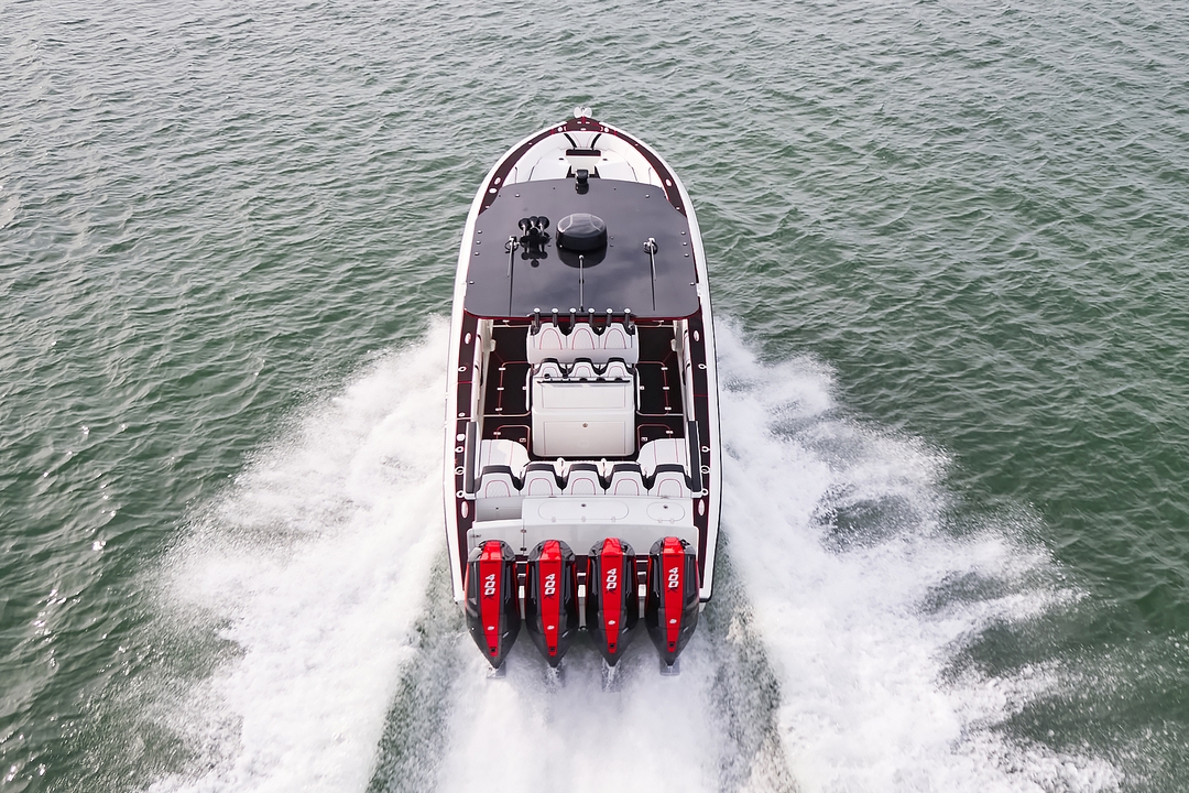 37′ Open | Midnight Express Boats | High Performance Center Console