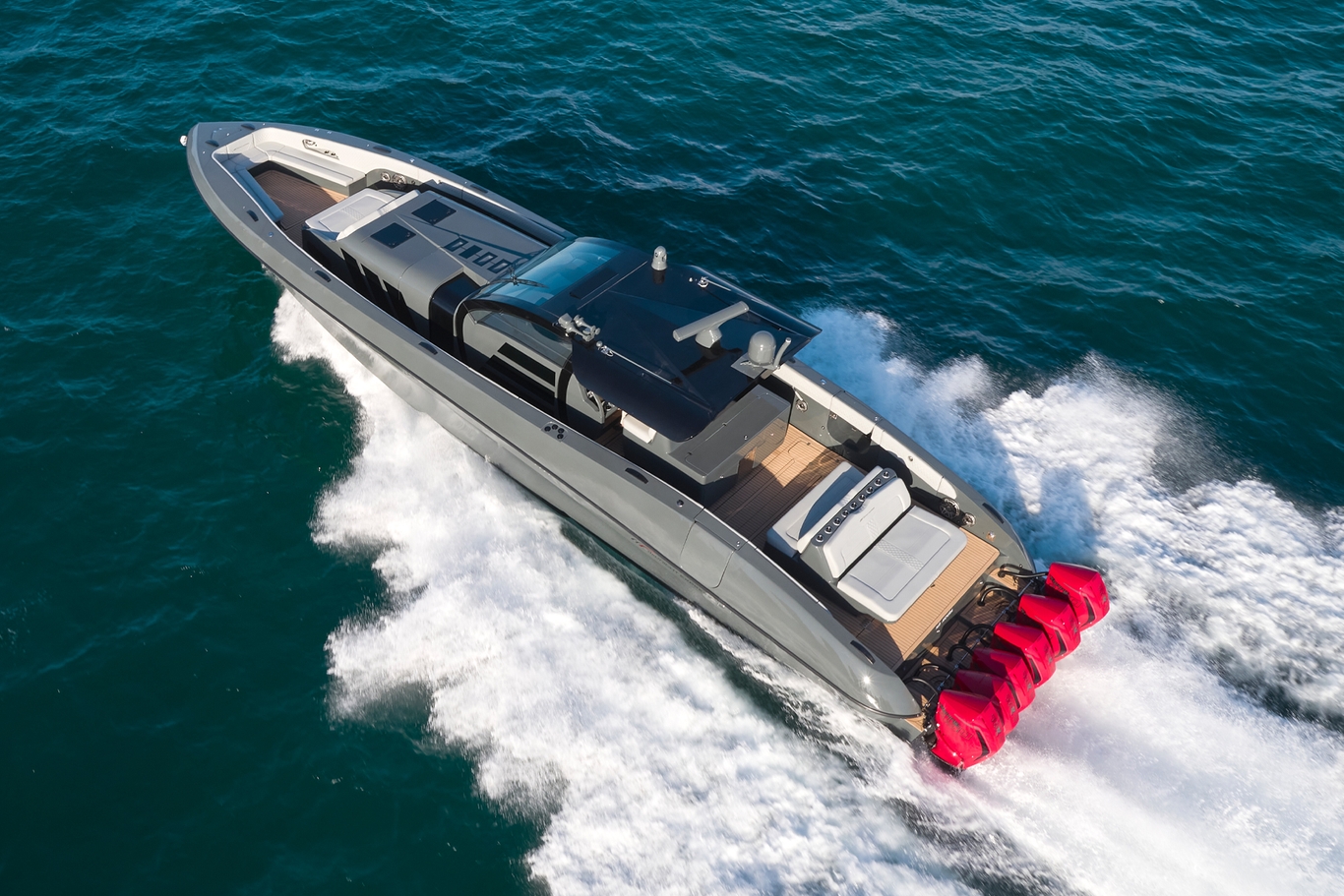 60' Pied-A-Mer | Midnight Express | High Performance Center Console