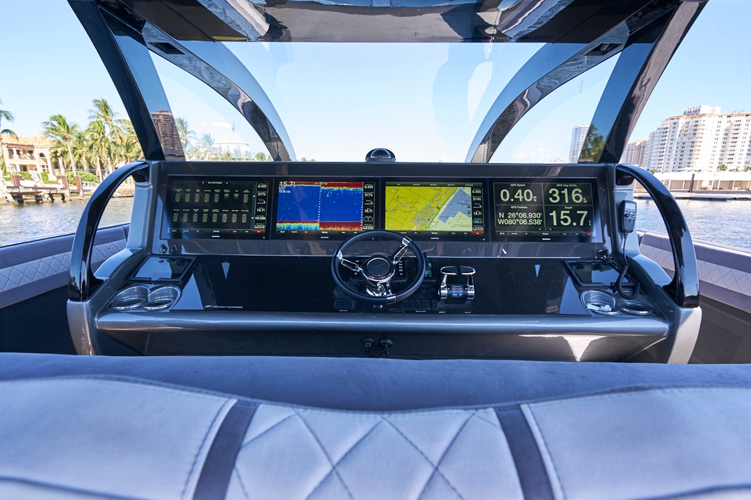 About Us | Midnight Express Boats | High Performance Center Console