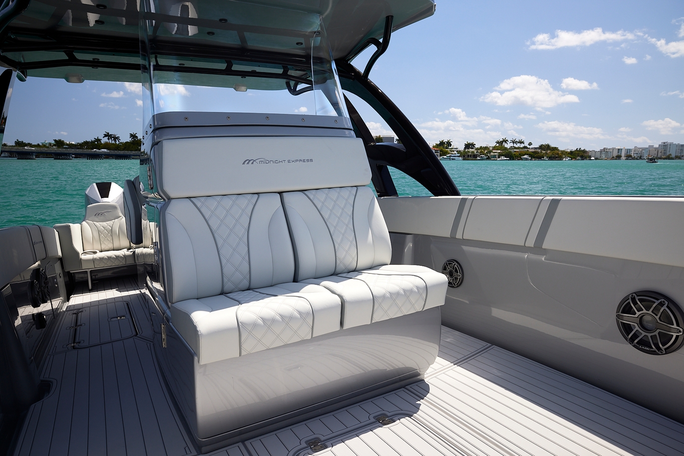 34' Open | Midnight Express Boats | High Performance Center Console