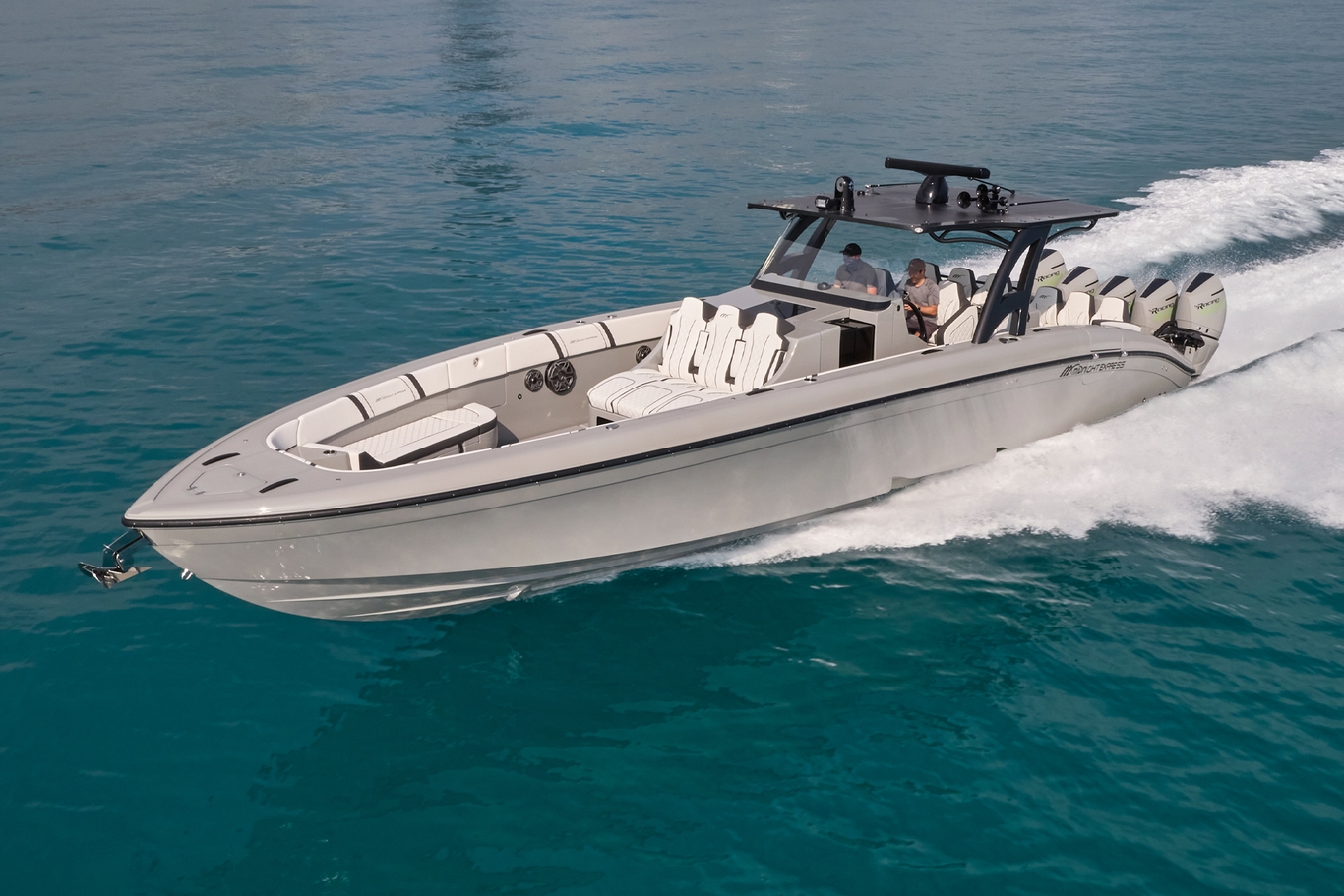 43' Open | Midnight Express Boats | High Performance Center Console